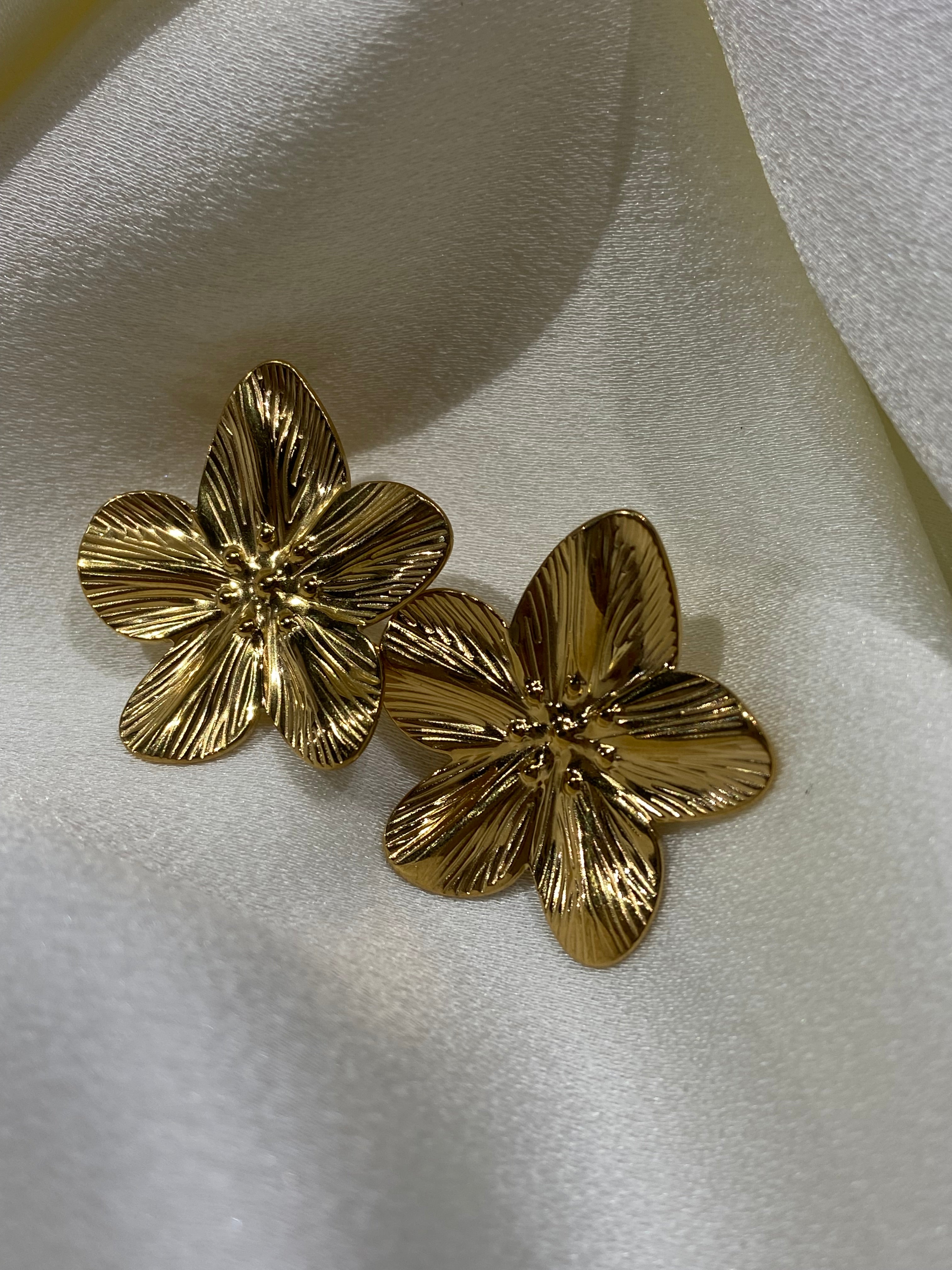 Smith Flora Studs in GOLD – Frolic Girls